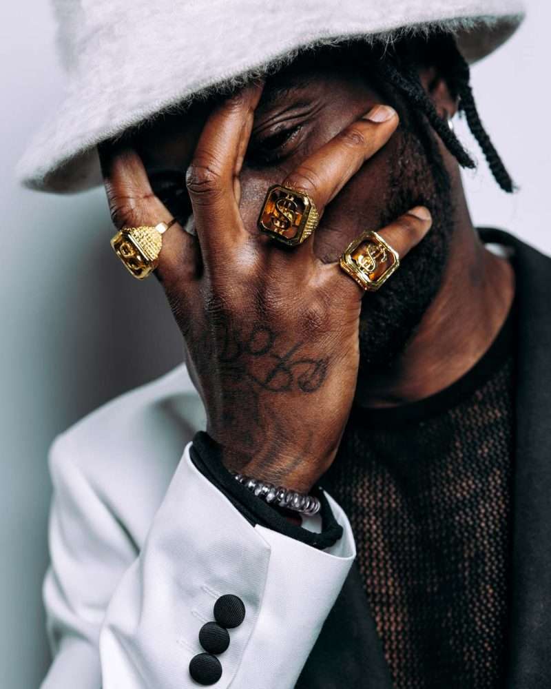 Drake Adds Another Tupac Shakur Piece To His Jewelry Collection With ...