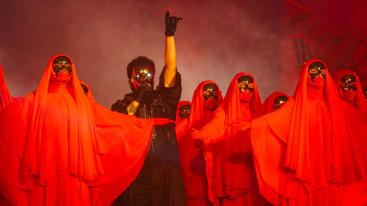 The Weeknd’s ‘After Hours Til Dawn Tour’ Surpasses $1 Billion, Becomes ...