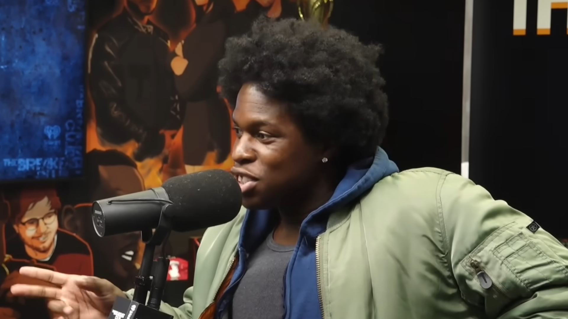 Daniel Caesar Revisits YesJulz Controversy: ‘It Was Undignified’ – Vibe 105